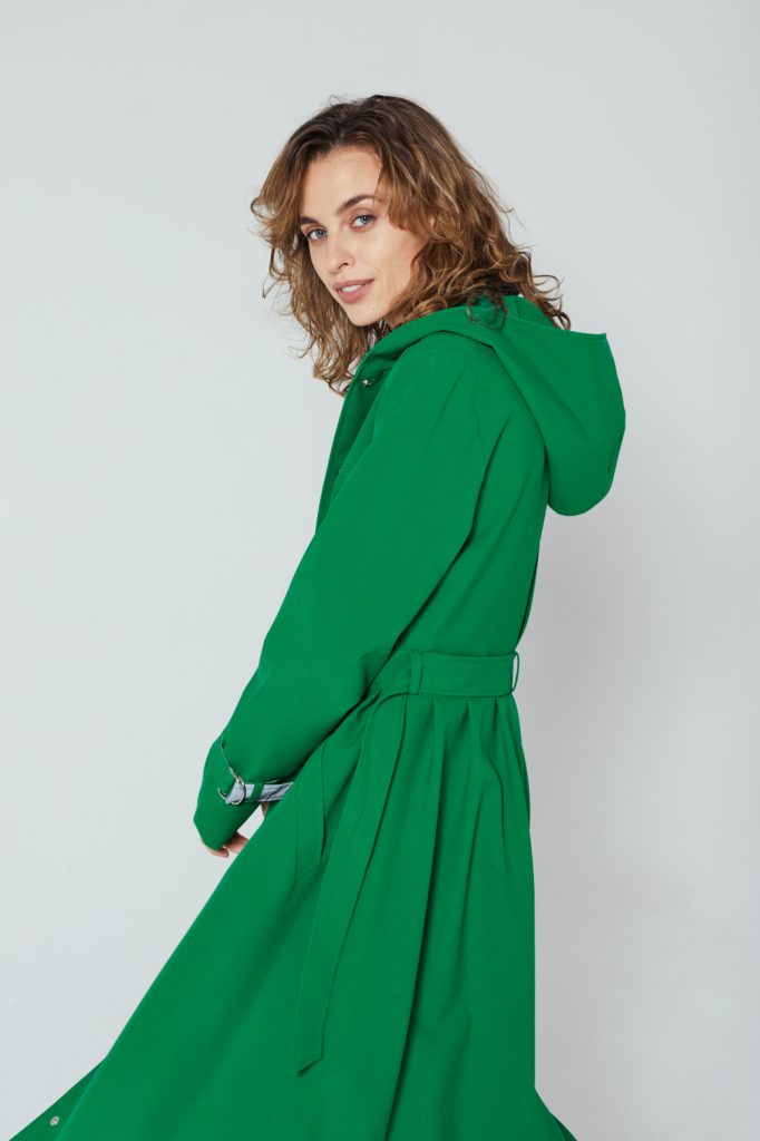 How To Choose A Perfect Raincoat? - Ducktail Rainwear